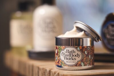 How to Apply Shaving Cream: Best Techniques Revealed - The Grooming Guide